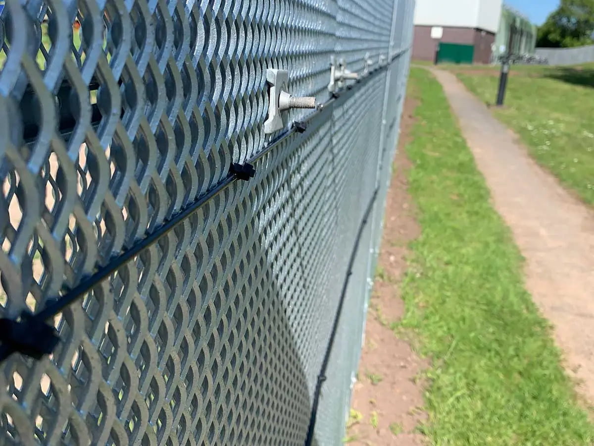 Fence Intrusion Micropoint Cable Solution | SEN.news - No. 1