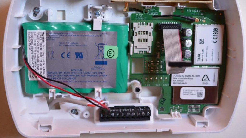 Installing DSC IMPASSA Alarm Panel: Product Review | SEN.news - No. 1