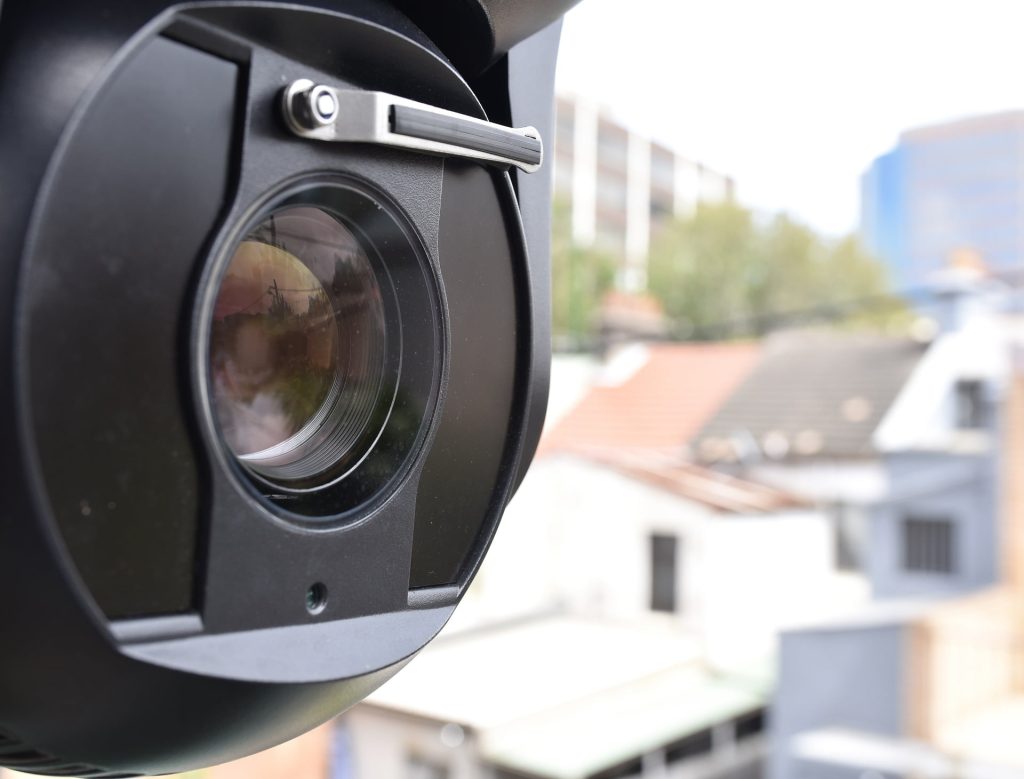 Hikvision Darkfighter X PTZ Camera Review | SEN.news - No. 1