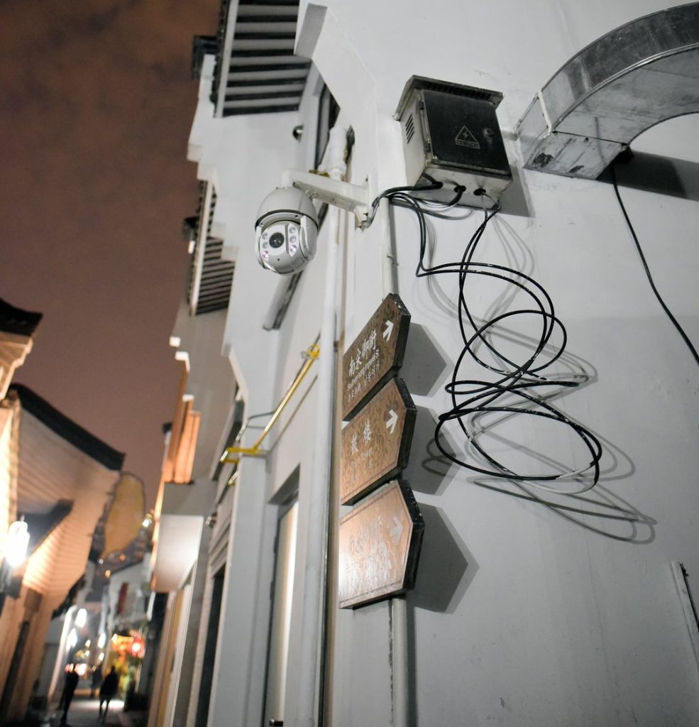 Creating The Perfect Drip Loop | SEN.news - No. 1