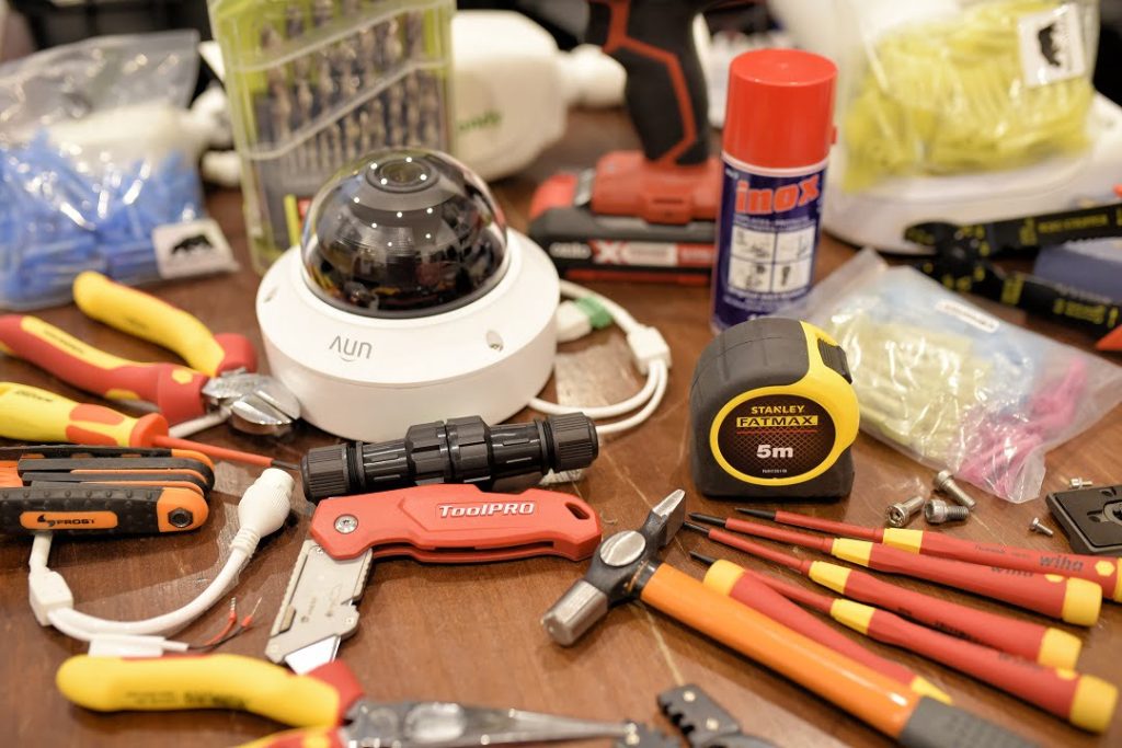 The Perfect Security Electronics Tool Box | SEN.news - No. 1