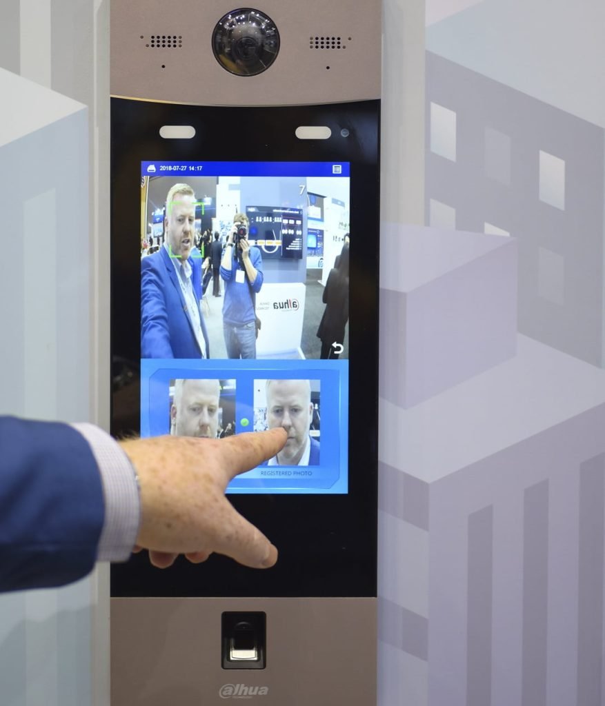 Choosing The Best Intercom Solutions | SEN.news - No. 1