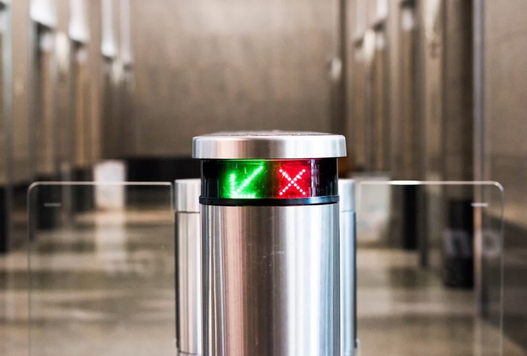 Access Control Entrance Considerations | SEN.news - No. 1