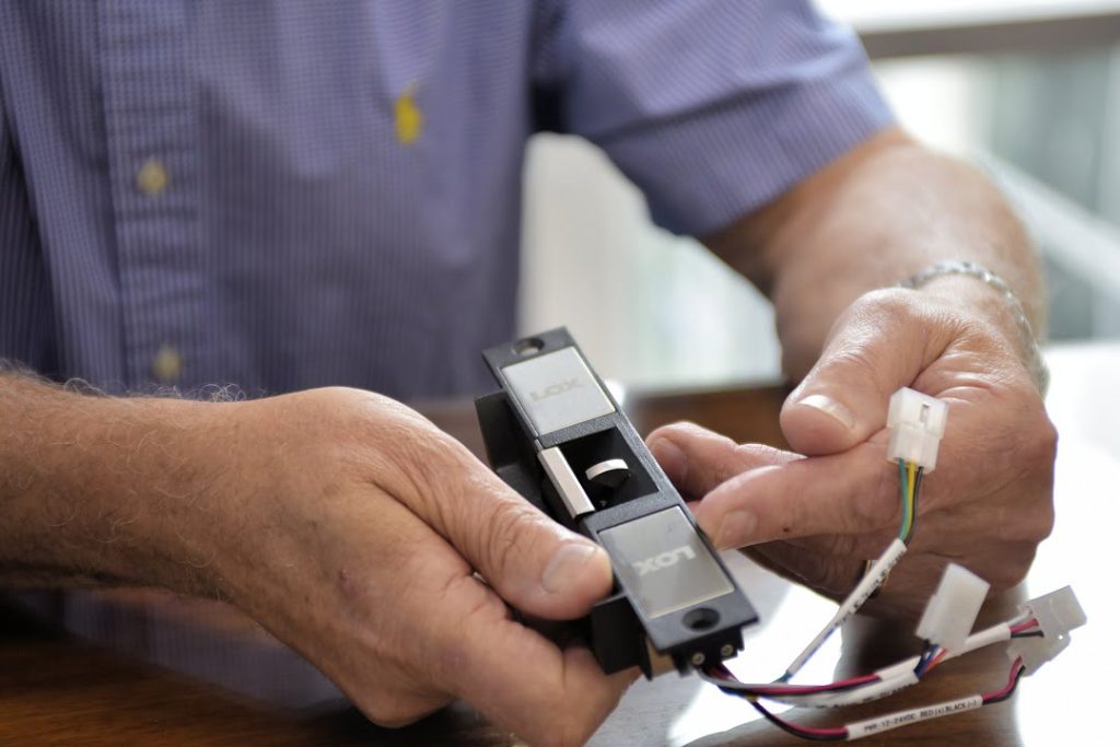 LOX Locking Releases ES20 Electric Strike | SEN.news - No. 1