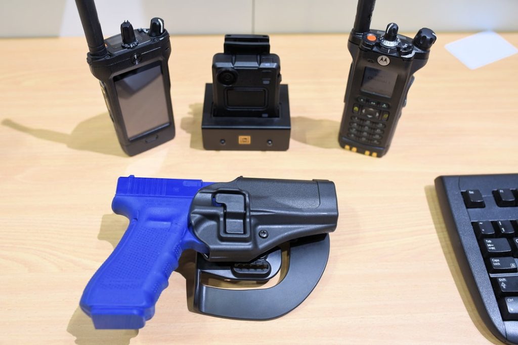 Motorola Holster Aware V300 | SEN.news - No. 1