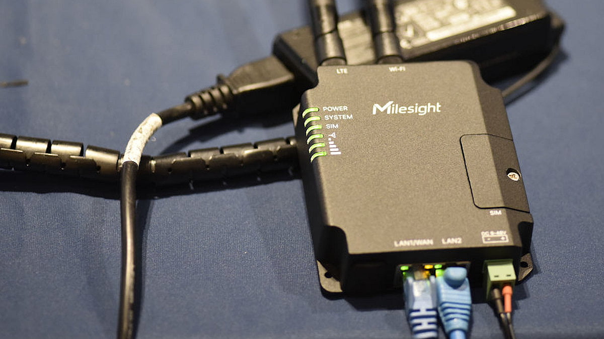 Milesight UR32 Cellular Router | SEN.news - No. 1
