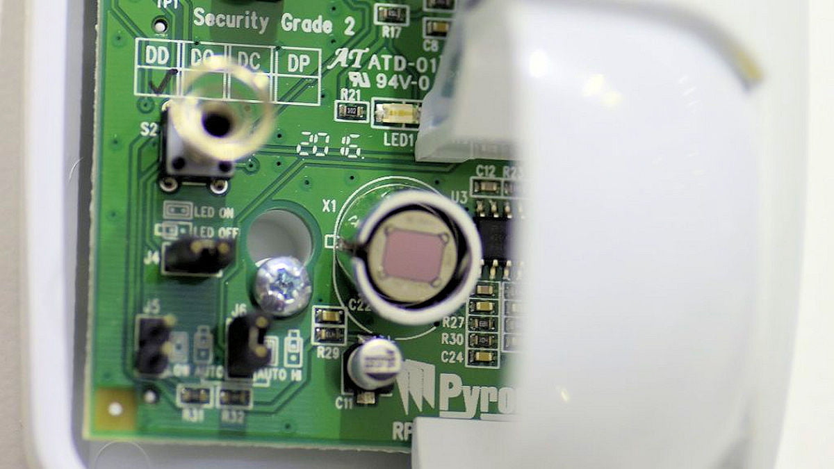 Microwave Vs PIR | SEN.news - No. 1