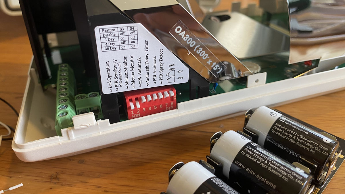 Building A Long-Range Wireless Perimeter Sensor | SEN.news - No. 1