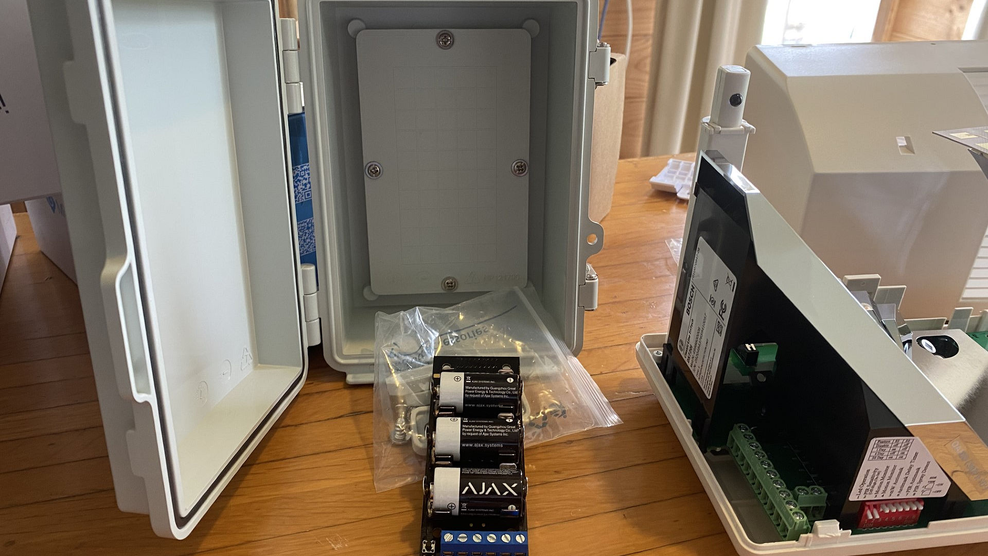 Building A Long-Range Wireless Perimeter Sensor | SEN.news - No. 1