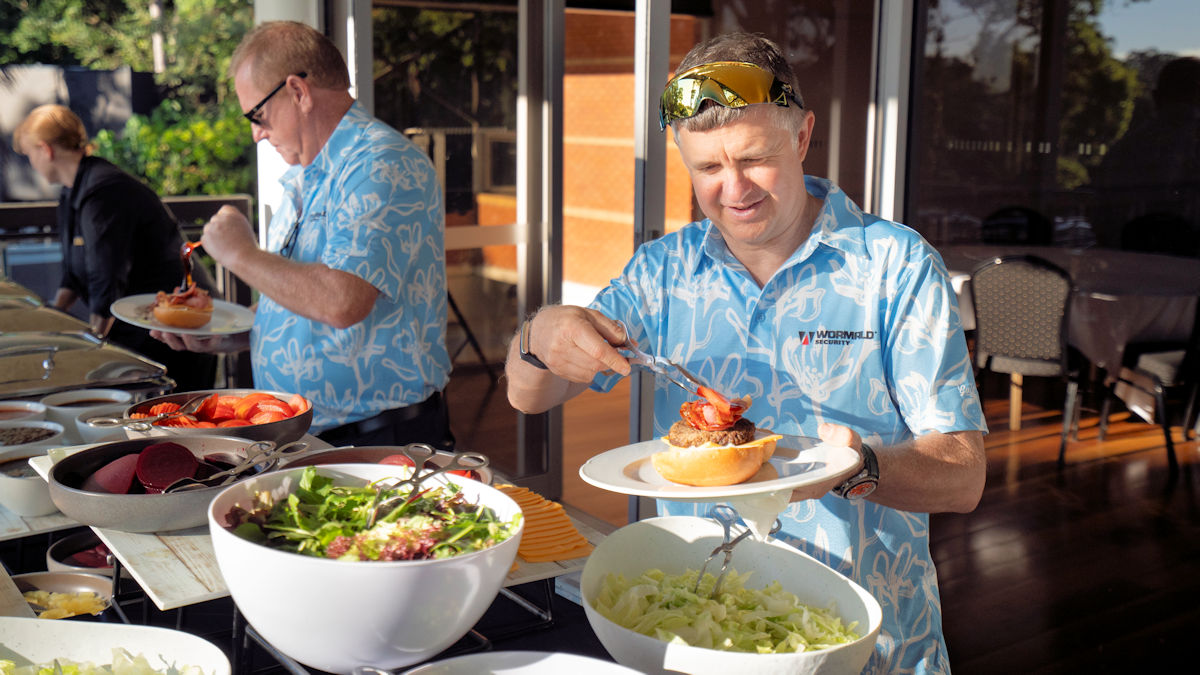 Gallagher Charity Golf Day Warms Hearts | SEN.news - No. 1