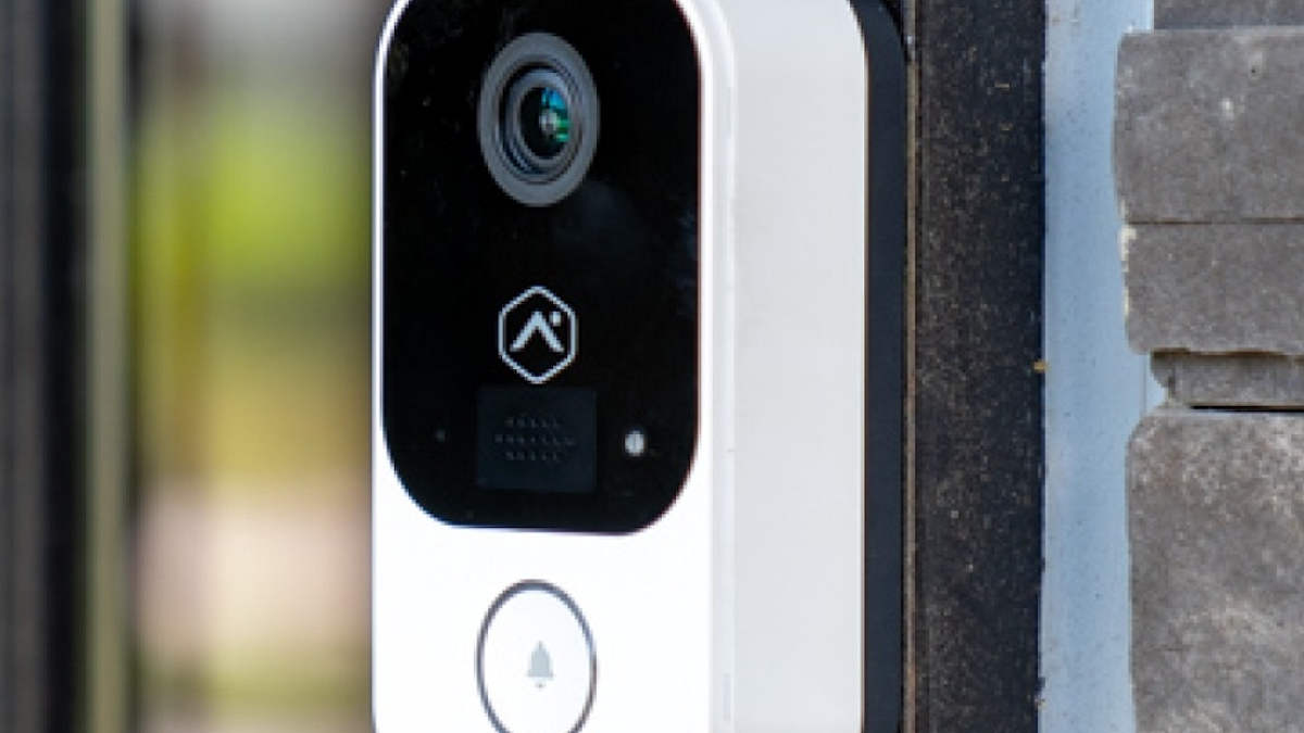 New Alarm.com ADC-VDB755P PoE Video Doorbell | SEN.news - No. 1