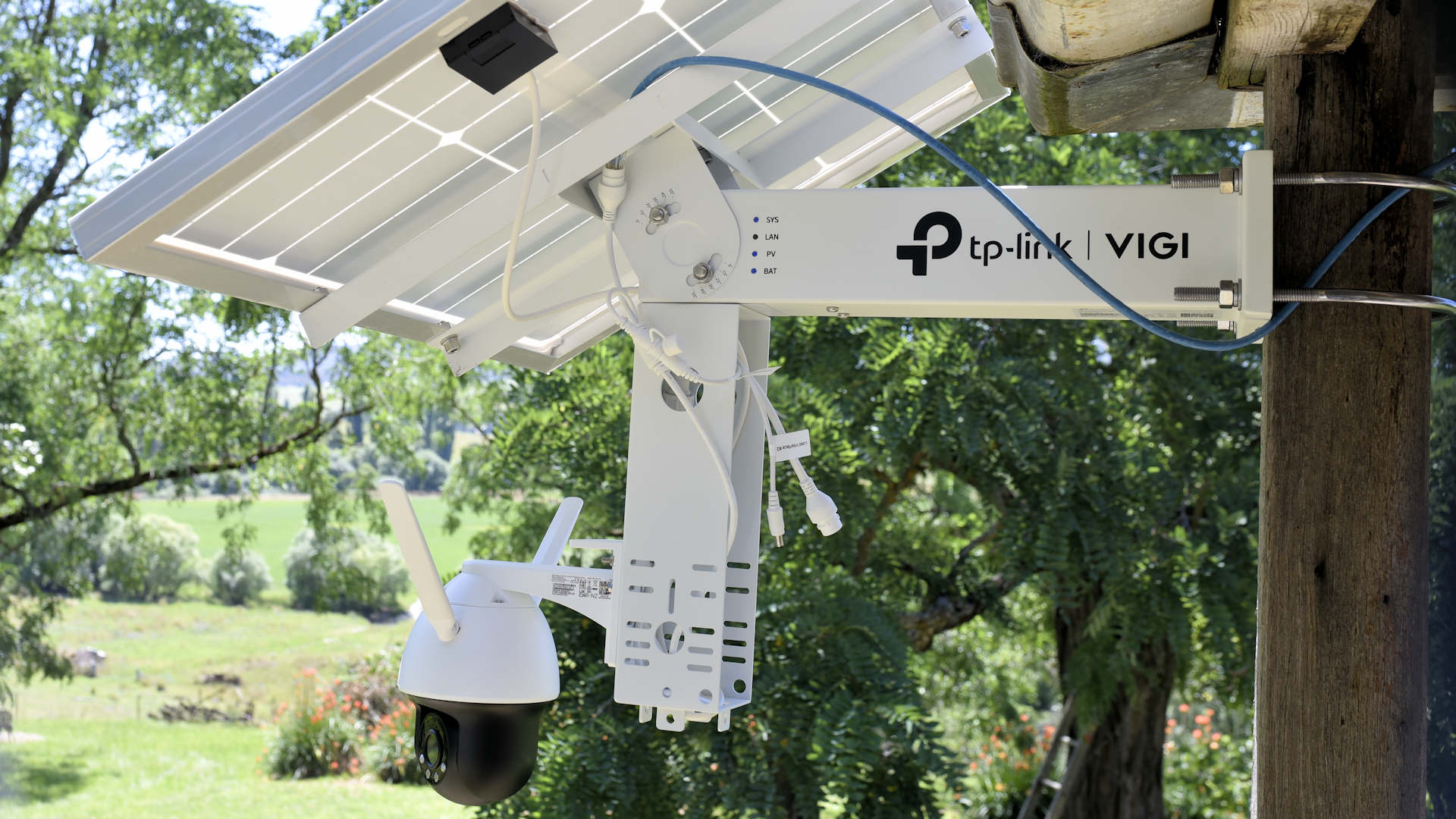 TP-Link VIGI Solar 4G PT Camera First Impressions | SEN.news - No. 1