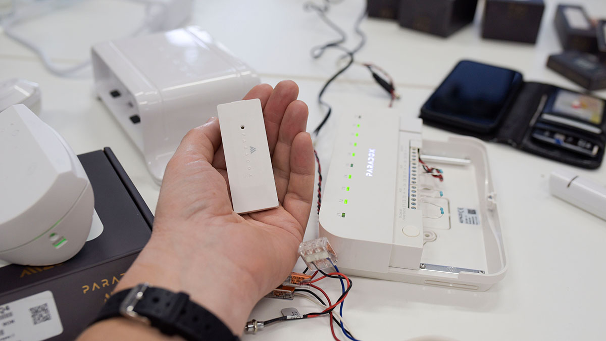 Review Paradox M25 Alarm Panel | SEN.news - No. 1